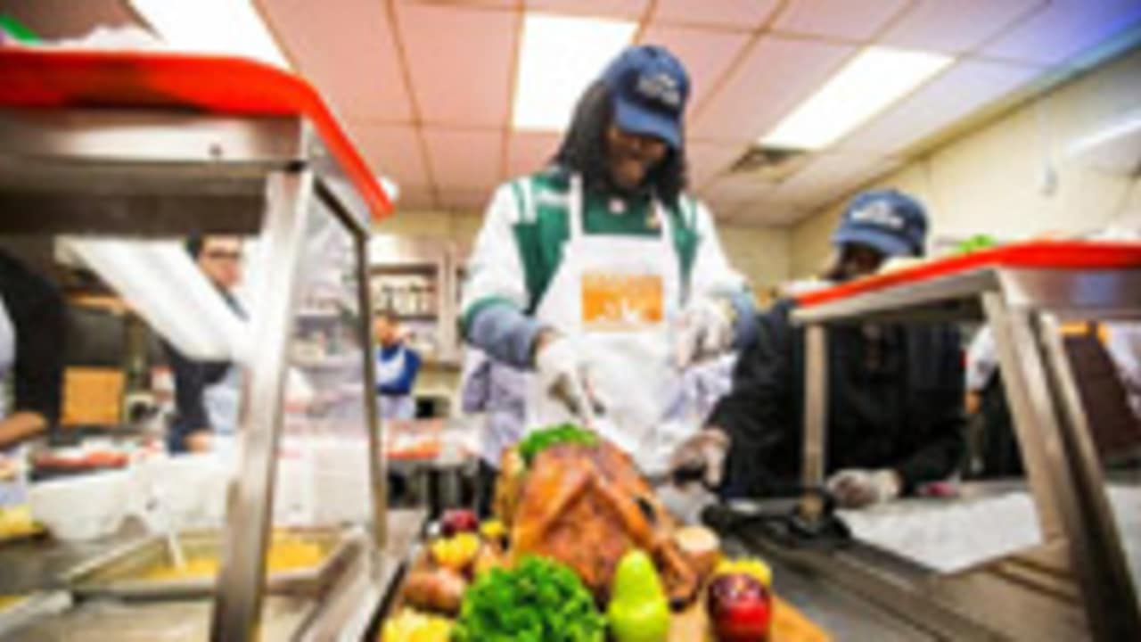 Jets Team Up with Food Bank of NYC