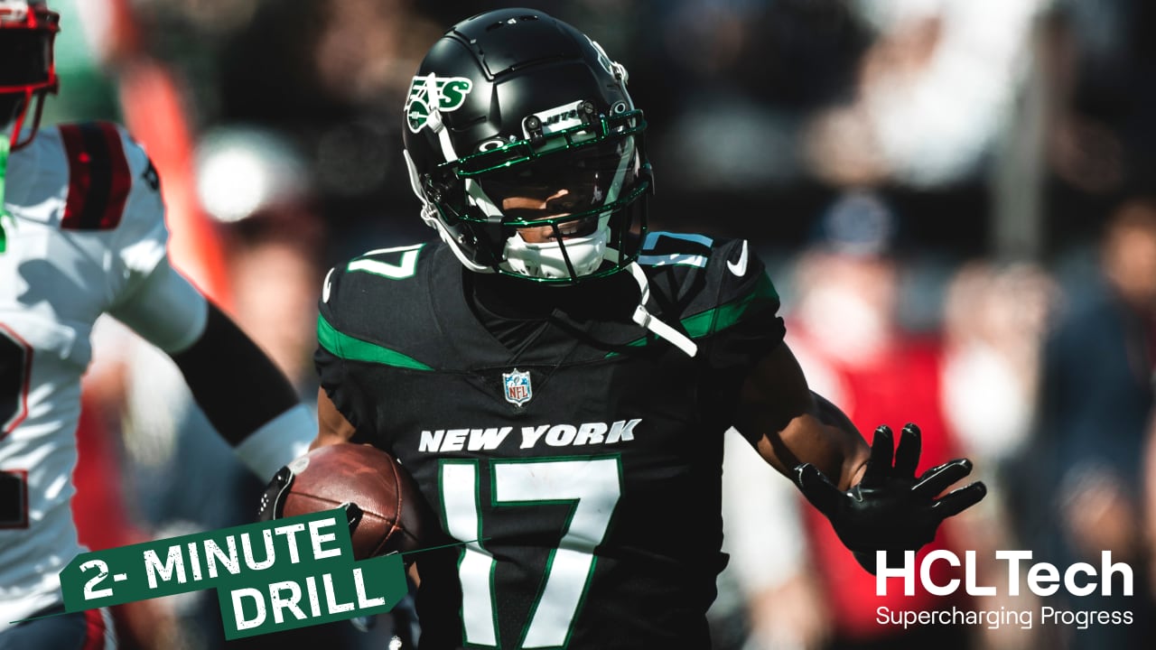 How Does Garrett Wilson Evaluate the First Half of His Rookie Season?