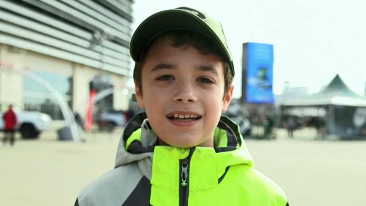 Kid Reporter: Watch Young Fans Ask Jets Players Questions