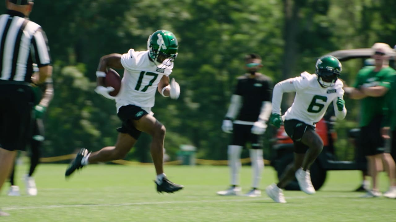 Jets Training Camp Highlight | Garrett Wilson Breaks Free for a Big Gain
