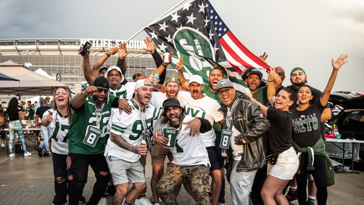 Fan Photos | Best of Jets Fans Through Week 6 of the 2023 Season