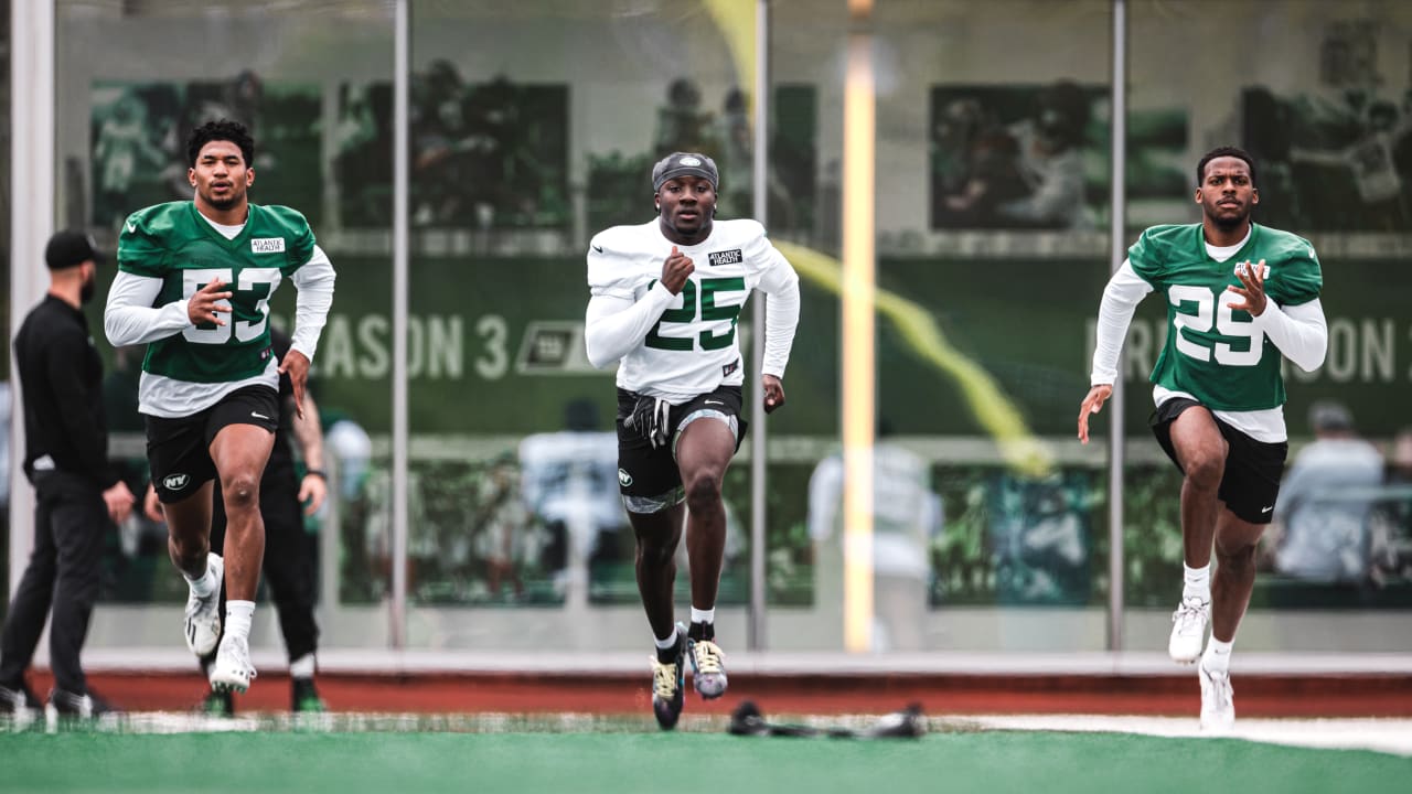 Through the Lens | Best Photos from 2023 Jets Rookie Minicamp