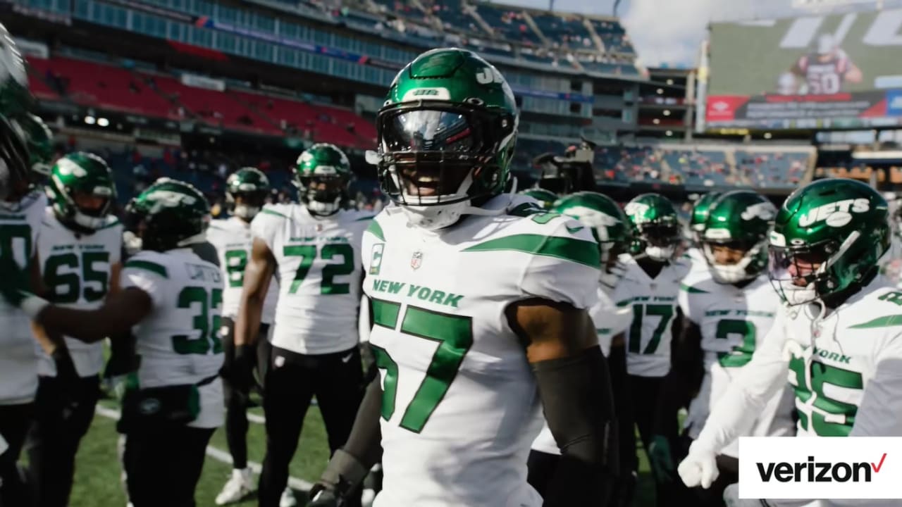 Inside the Team Huddle with C.J. Mosley | Jets at Patriots