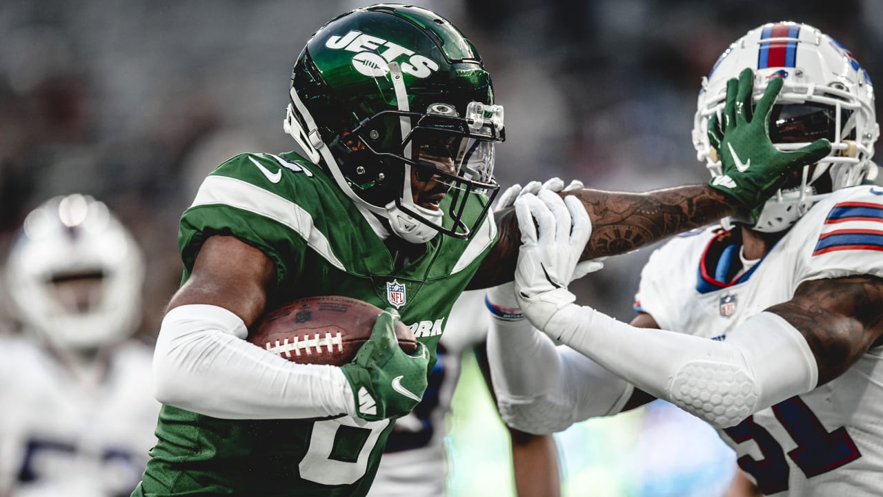 How Does Elijah Moore Want to Build on His Rookie Season?