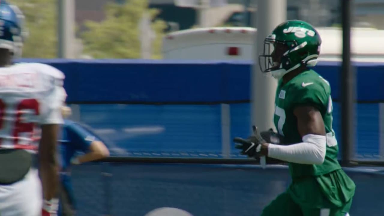 Jets-Giants Joint Practice Highlight | Bryce Hall Picks Off Daniel ...