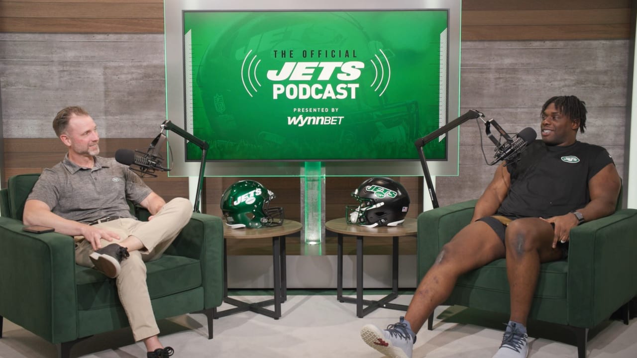 The Official Jets Podcast: A Conversation with Jets DE Carl Lawson on the 2023 Season (7/11)