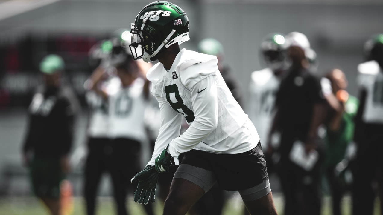 Jets WR Elijah Moore Transitioning Well to NFL; ‘I’m Here for a Reason’