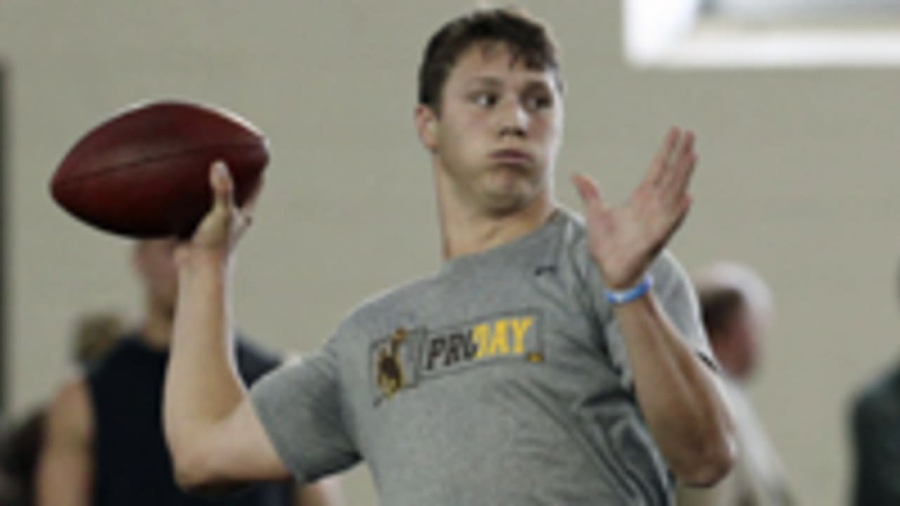 Pennington Dishes on the Draft's Top QB Prospects