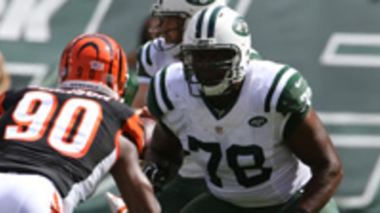 EA Q&A: Uniforms in KC, O-Line Progress