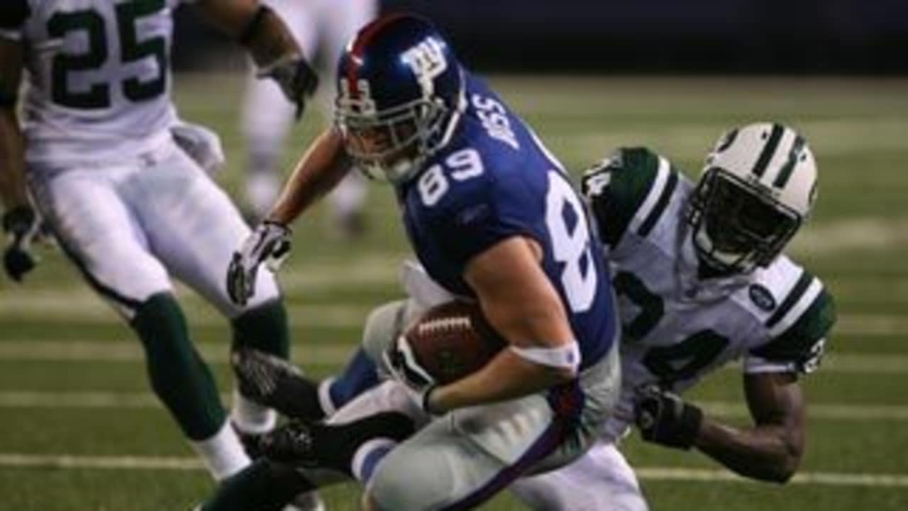 Revis Makes Himself Right at Home