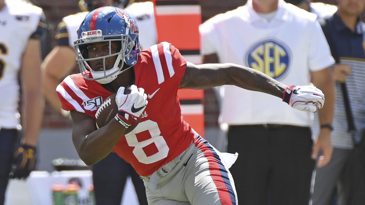 New Jets WR Elijah Moore: 6 Fun Facts & Quotes