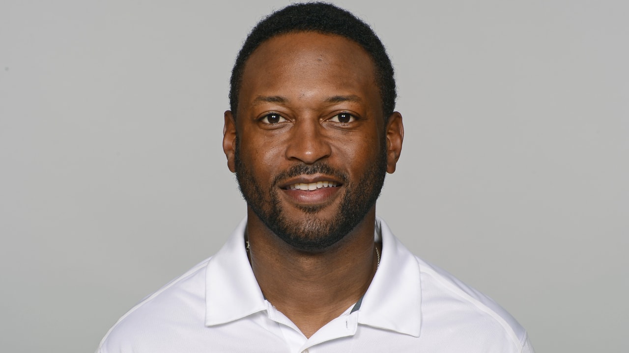 Leigh Torrence Joins Adam Gase's Staff as Assistant DBs Coach