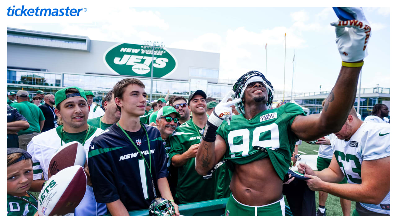 Gallery | All the Best Photos of Jets Fans During 2023 Training Camp