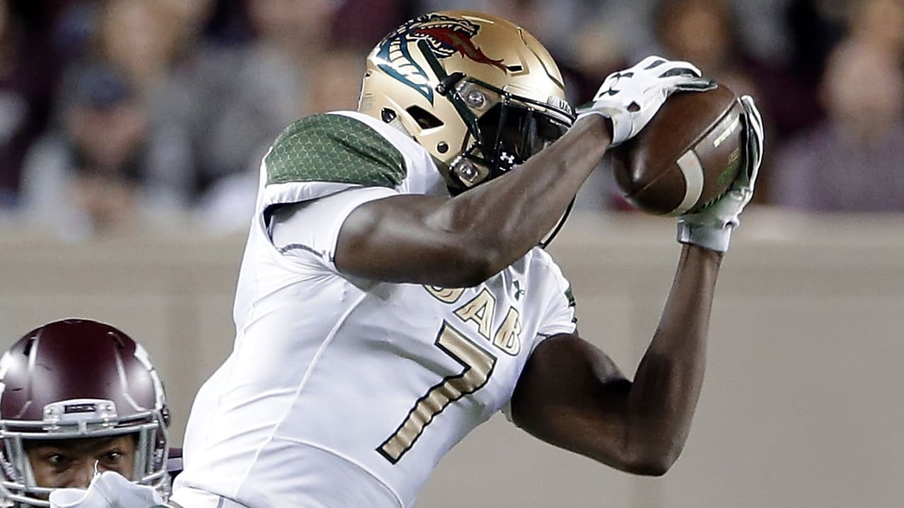 Jets Add WR Xavier Ubosi, T Calvin Anderson