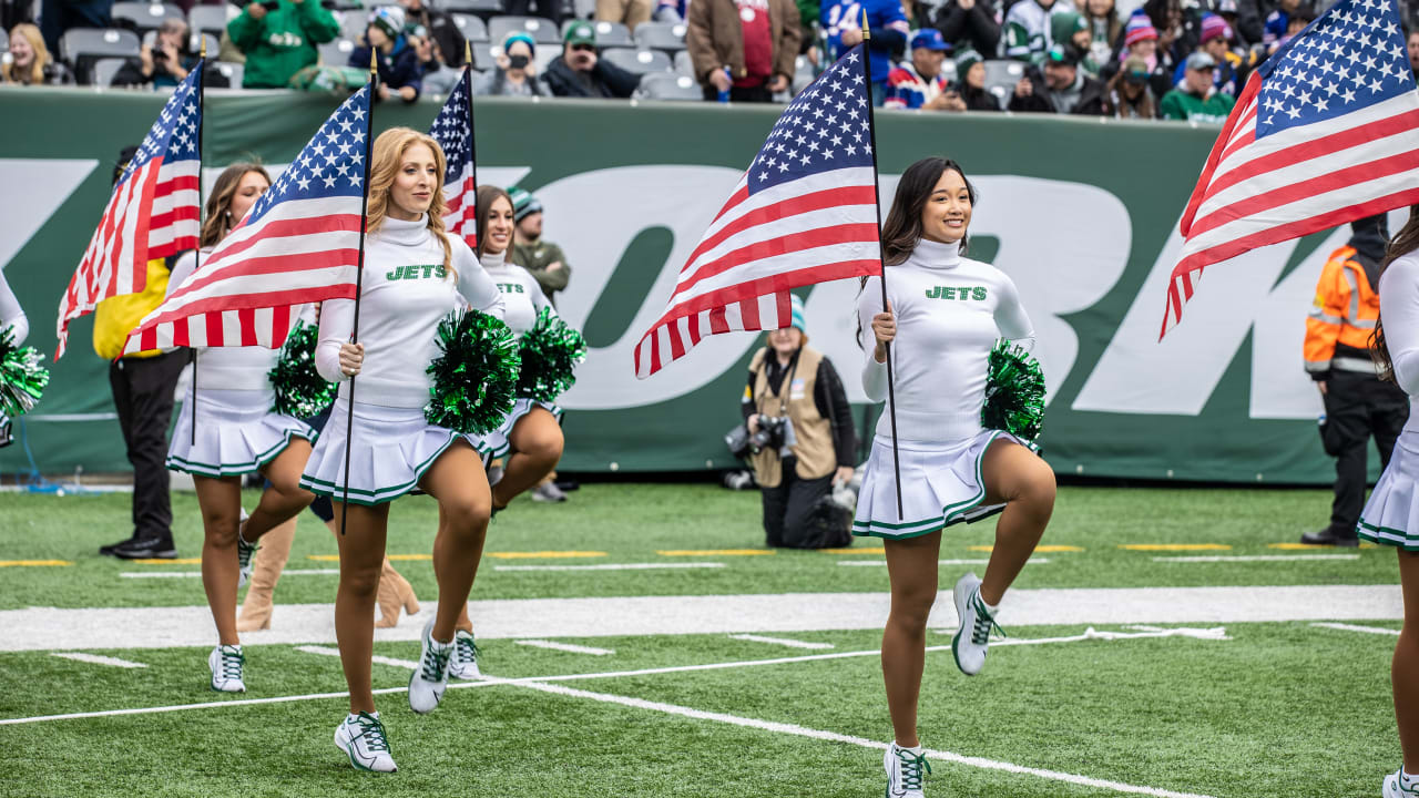 Gallery | Best Jets Flight Crew Images from the Bills Game