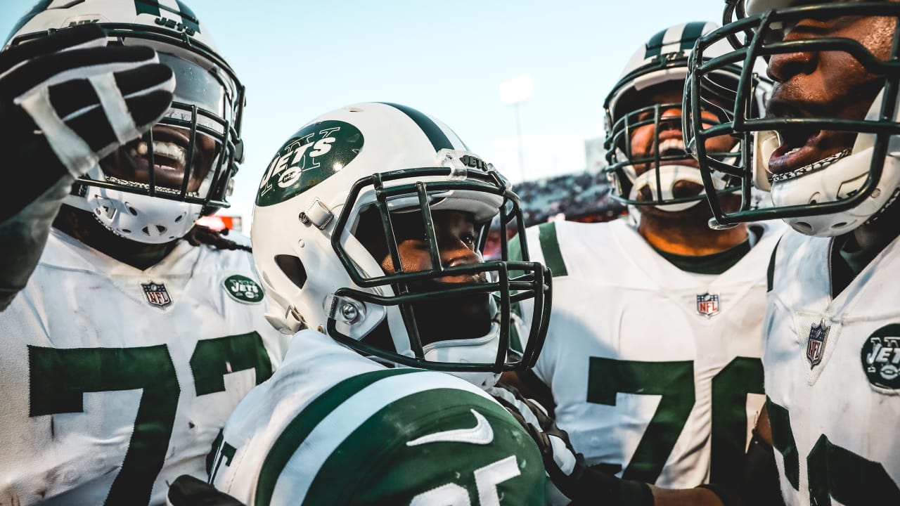 Jets Find Their Happy Place After Emotional Win over Bills
