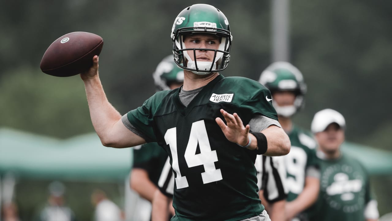 What Is Different About Sam Darnold in Year 2?