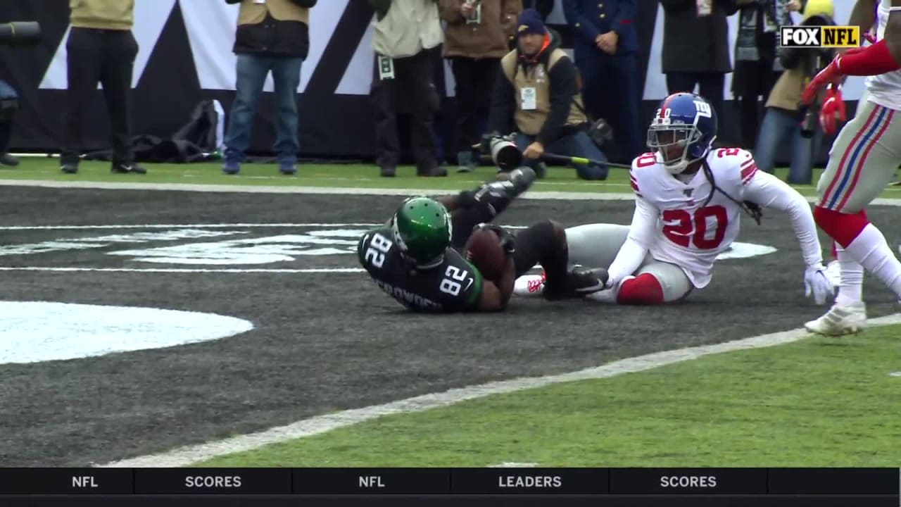 Highlight: Sam Darnold to Jamison Crowder for a 23-Yard Touchdown