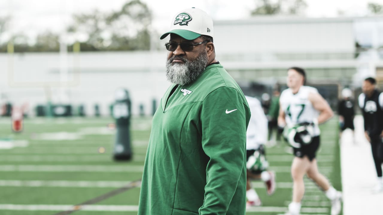 Jets TEs Coach Ron Middleton on Aaron Rodgers: ‘I’ve Never Been Around ...