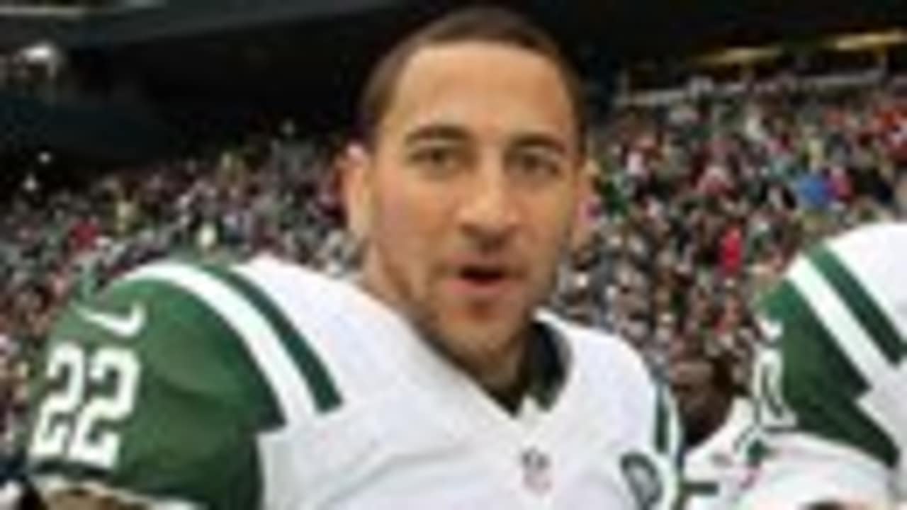 Berry Ready to Help the Guys in the Locker Room