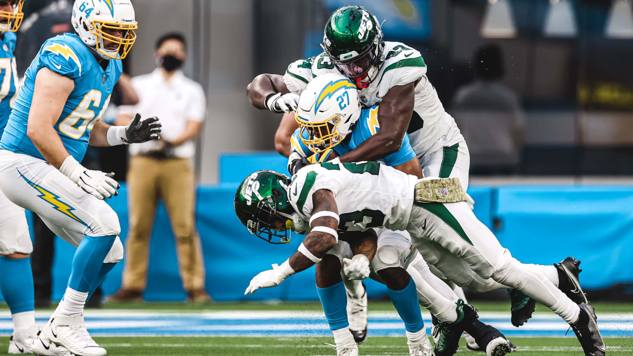 PHOTOS | Best of the Jets Defense vs. the Chargers
