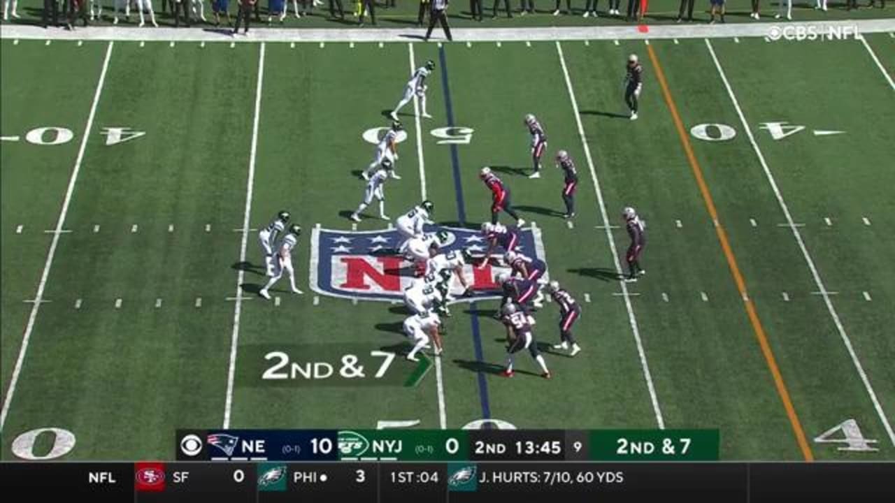 Highlight | Elijah Moore Gains 27 Yards On Sideline Reception