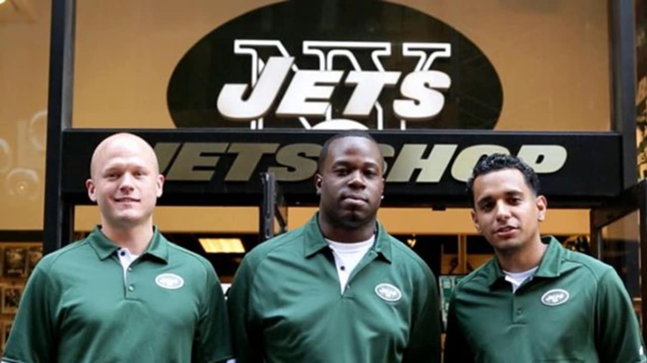 Fans Congratulate Curtis Martin