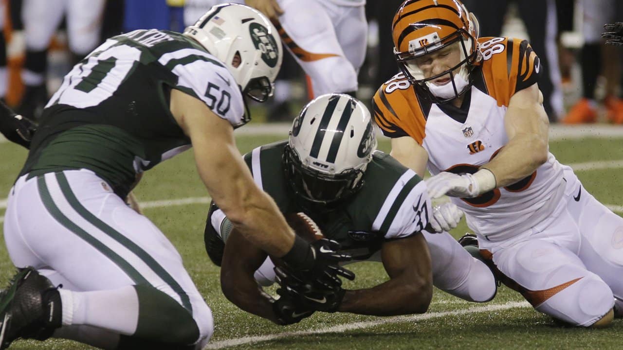 Jaiquawn Jarrett with Fumble Recovery