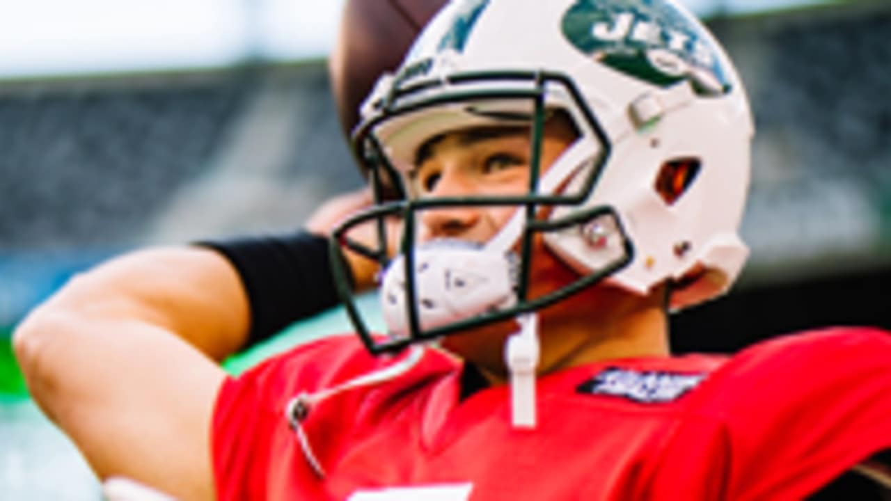 How Hackenberg ‘Grew’ in Tuesday’s Practice