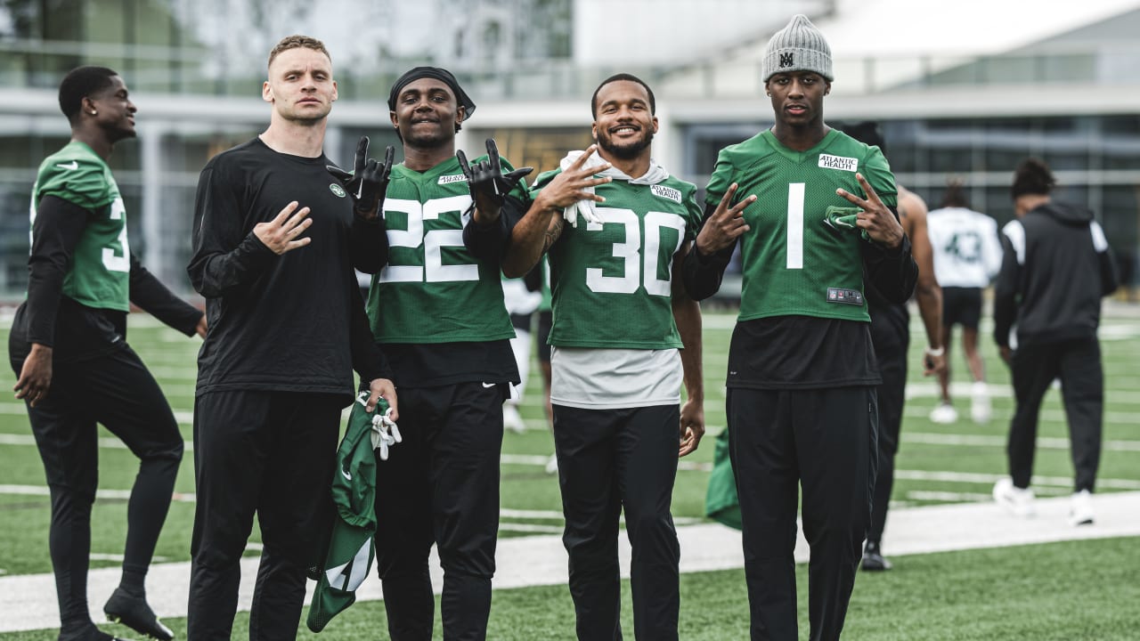 Through the Lens | All of the Best Photos from Week 3 of Jets Field ...
