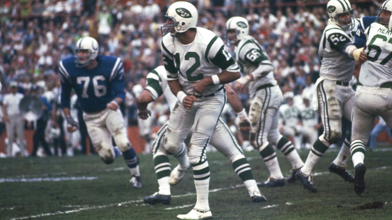 Jets Uniforms Through the Years in Photos