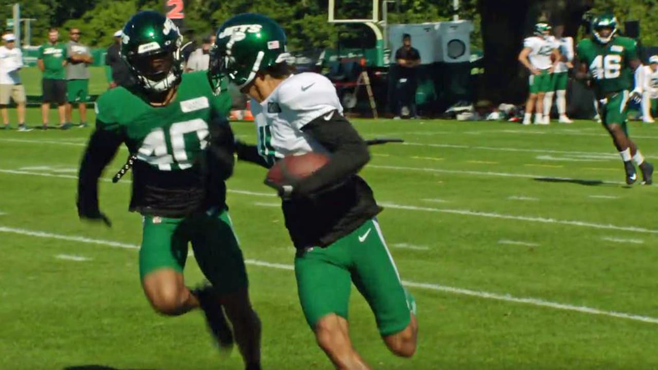 Training Camp Highlight: Robby Anderson Turns On the Jets