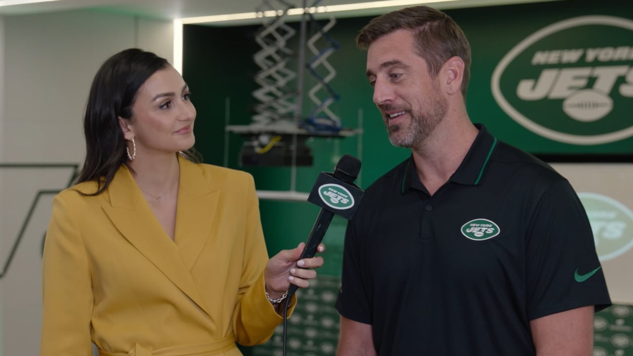 Aaron Rodgers: It's Been Fun to Dream About Running Out of the Tunnel ...