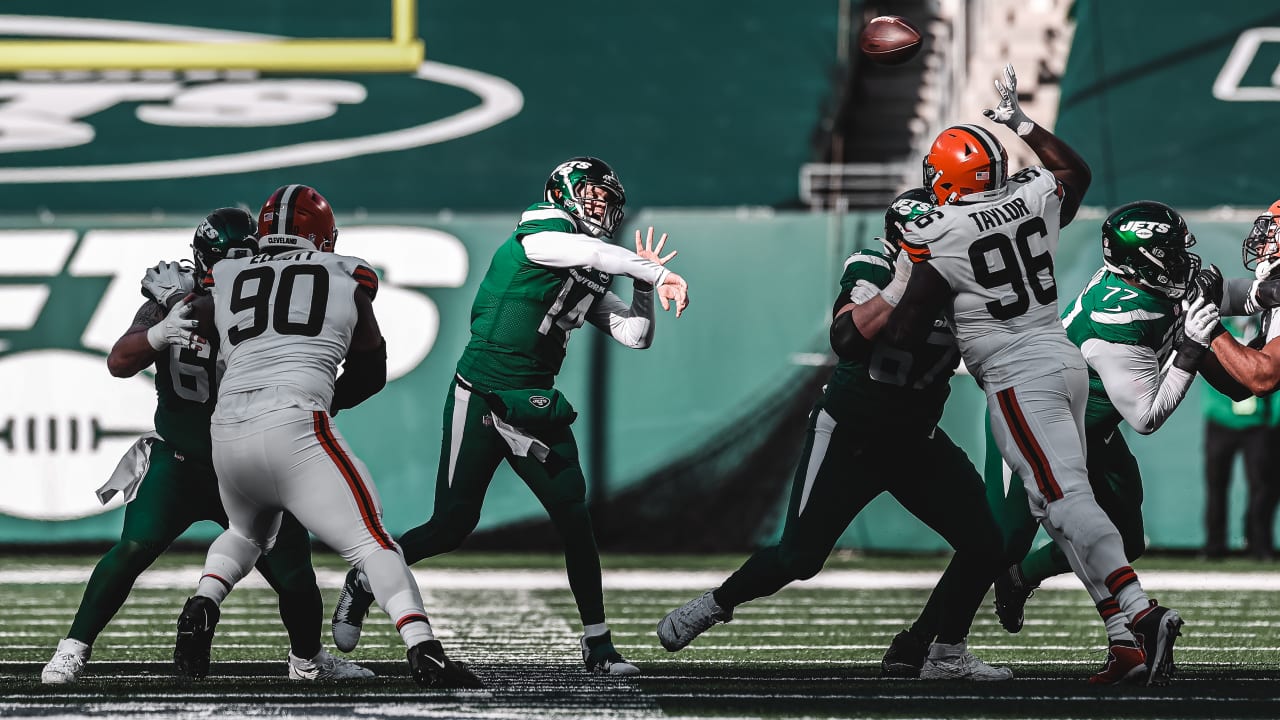Highlights | Sam Darnold's Best Throws vs. the Browns