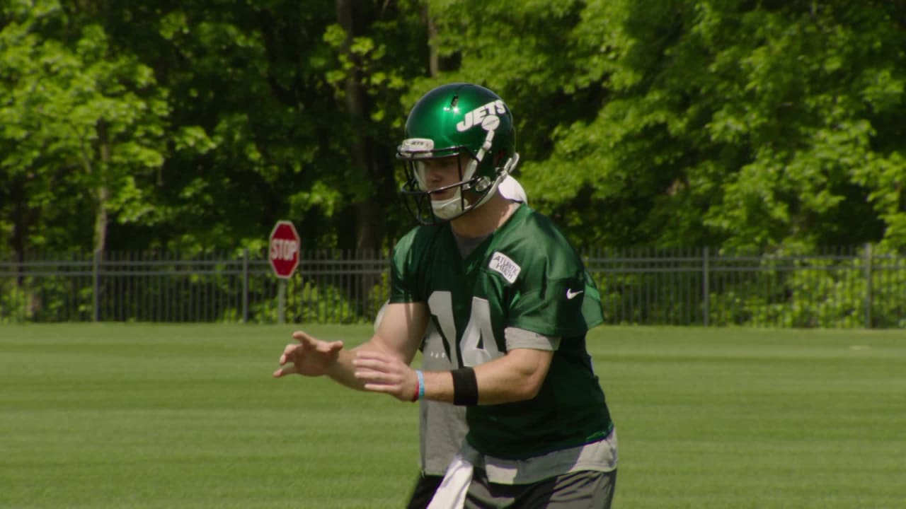 OTA Highlight: Sam Darnold to Chris Herndon