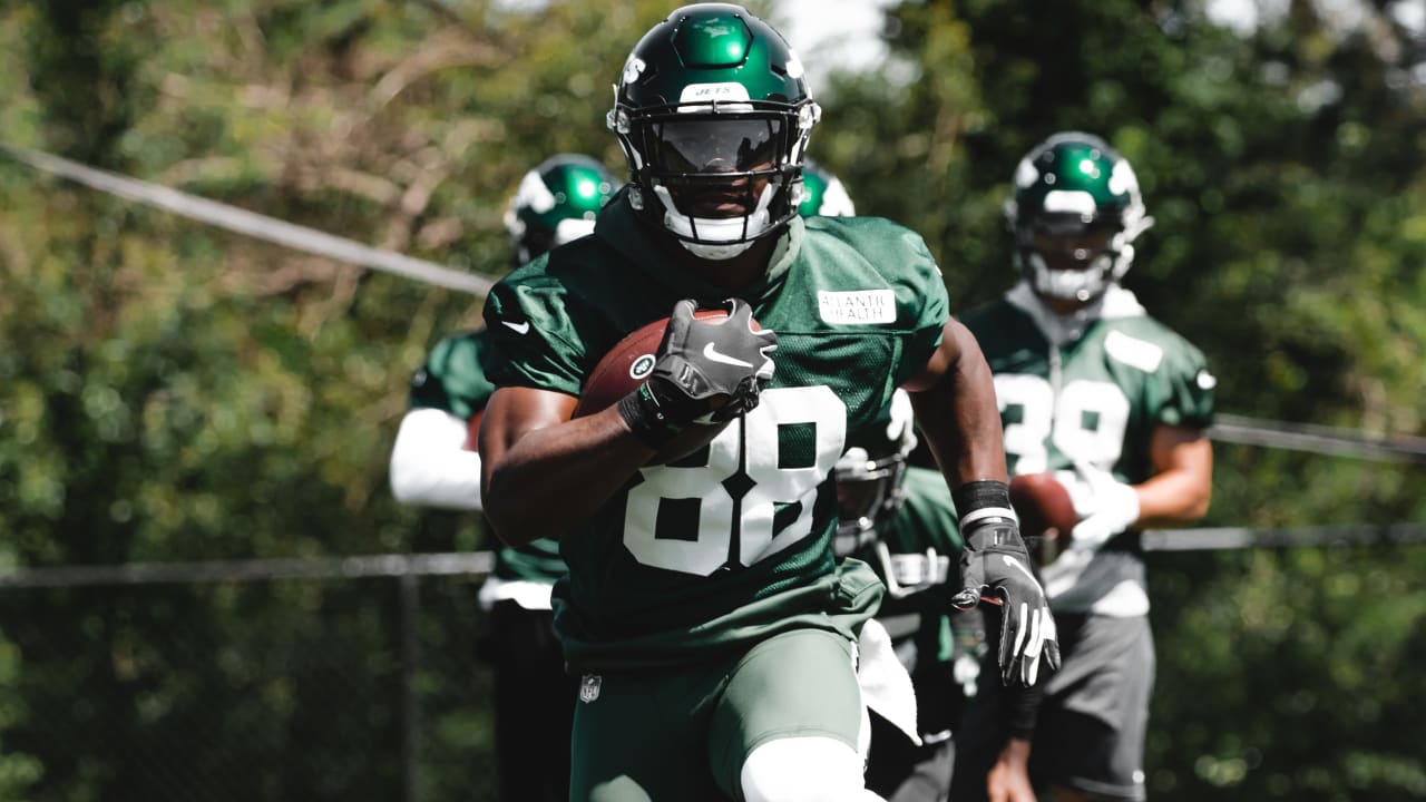 How Jets RB-WR Ty Montgomery Describes Adam Gase’s Offense