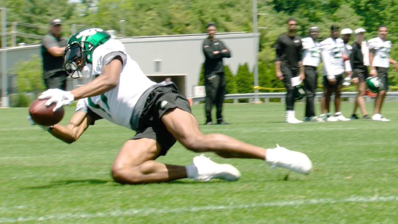 Jets OTA Highlight | Garrett Wilson Flashes His Hands on Red Zone Catch