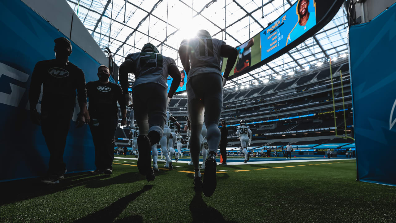 On the Road | Best Pregame Images - Jets at Chargers
