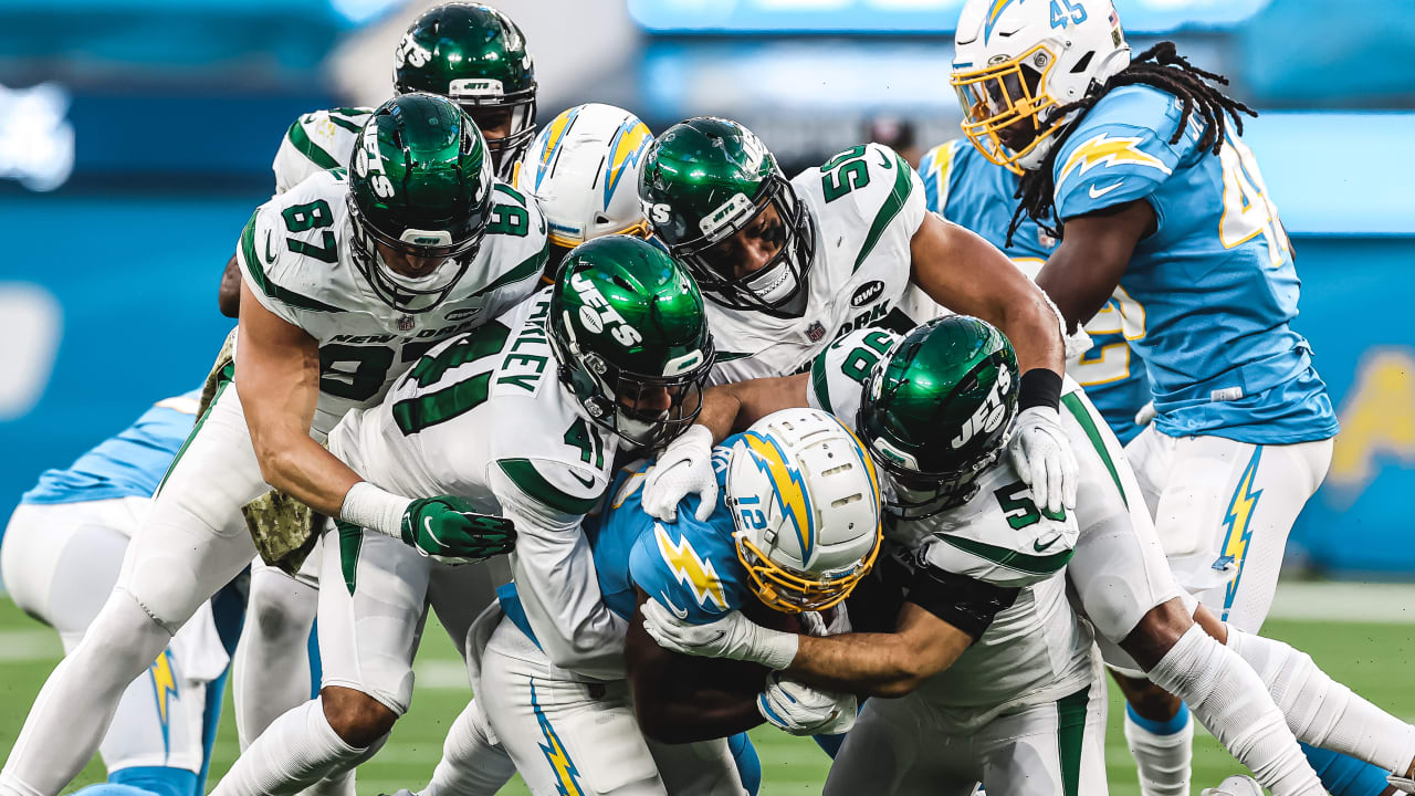 Through the Lens | The Best Photos from the Chargers Game