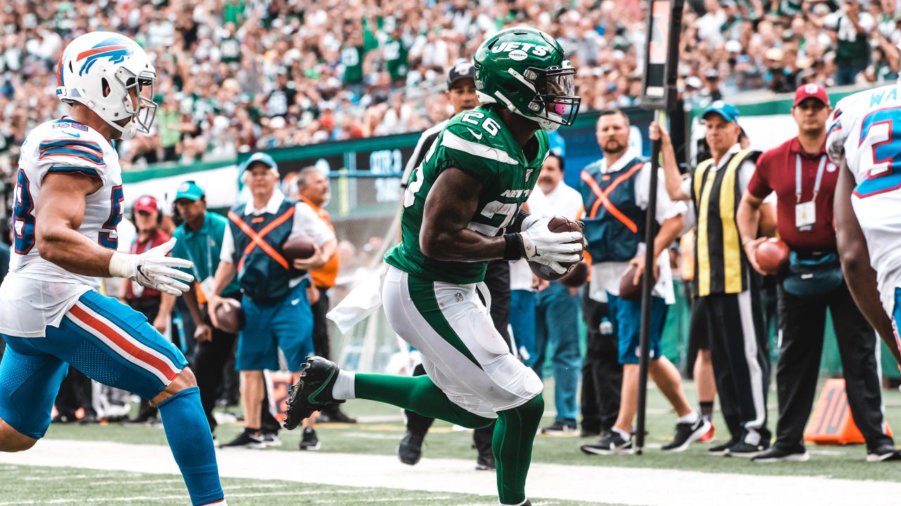 Le’Veon Bell Makes NFL History in First Game Back Since 2017