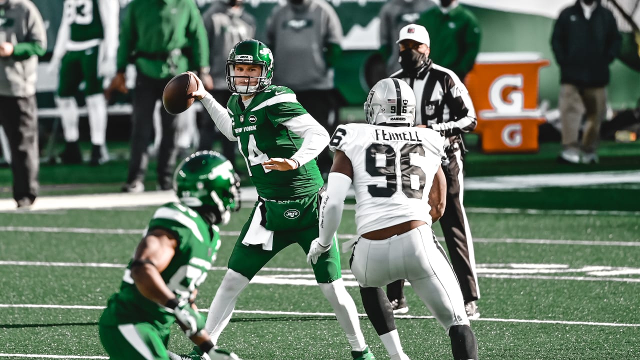 PHOTOS | Best of the Jets Offense vs. the Raiders