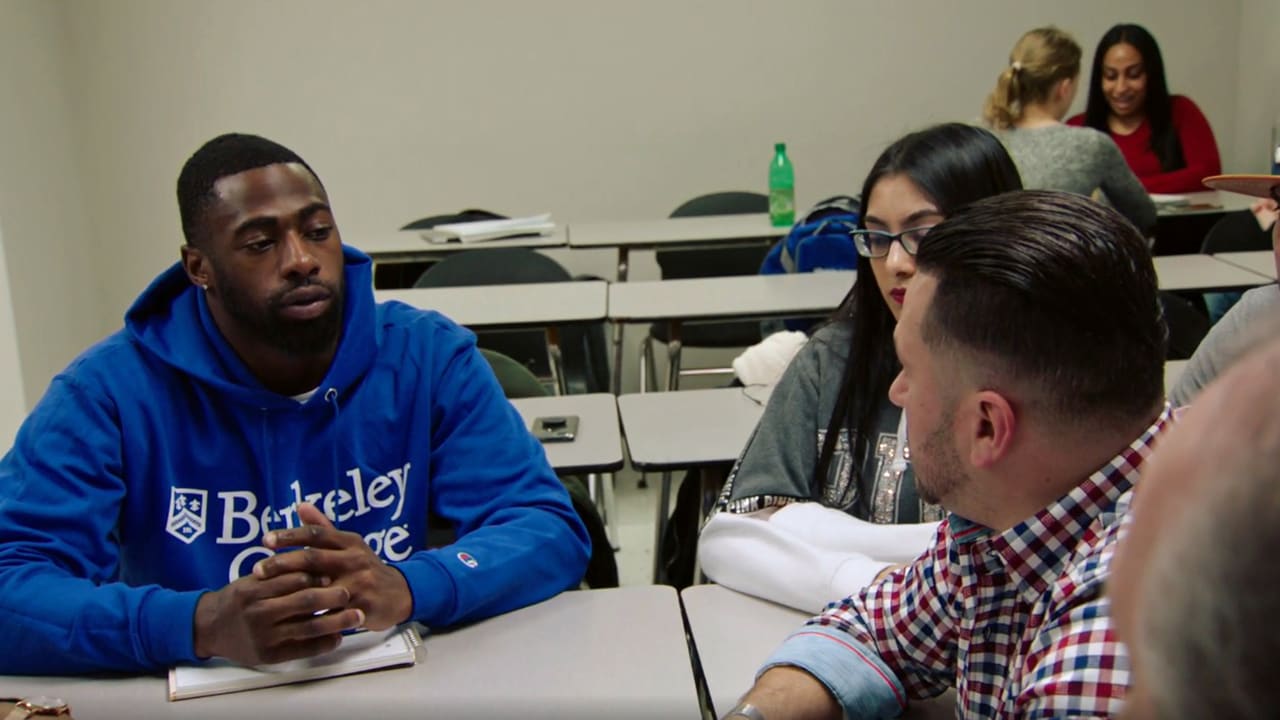 Marcus Maye Attends Marketing Class at Berkeley College