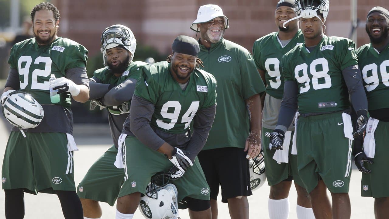 DL Coach Karl Dunbar Mentoring a Close Unit