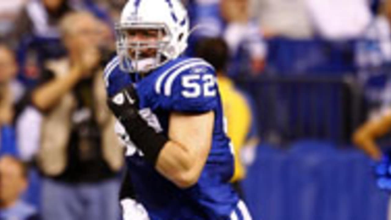 Jets Sign LB A.J. Edds, OL Markus Zusevics