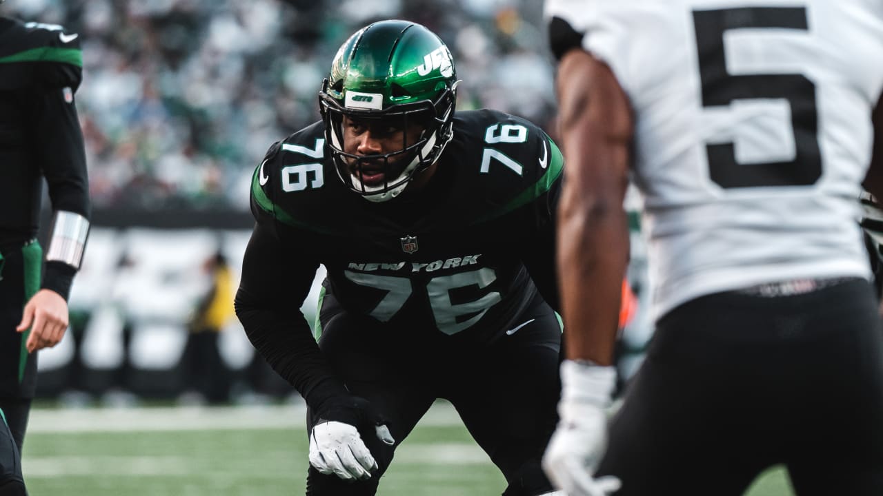 Jets Place T George Fant, DE Bryce Huff on Injured Reserve