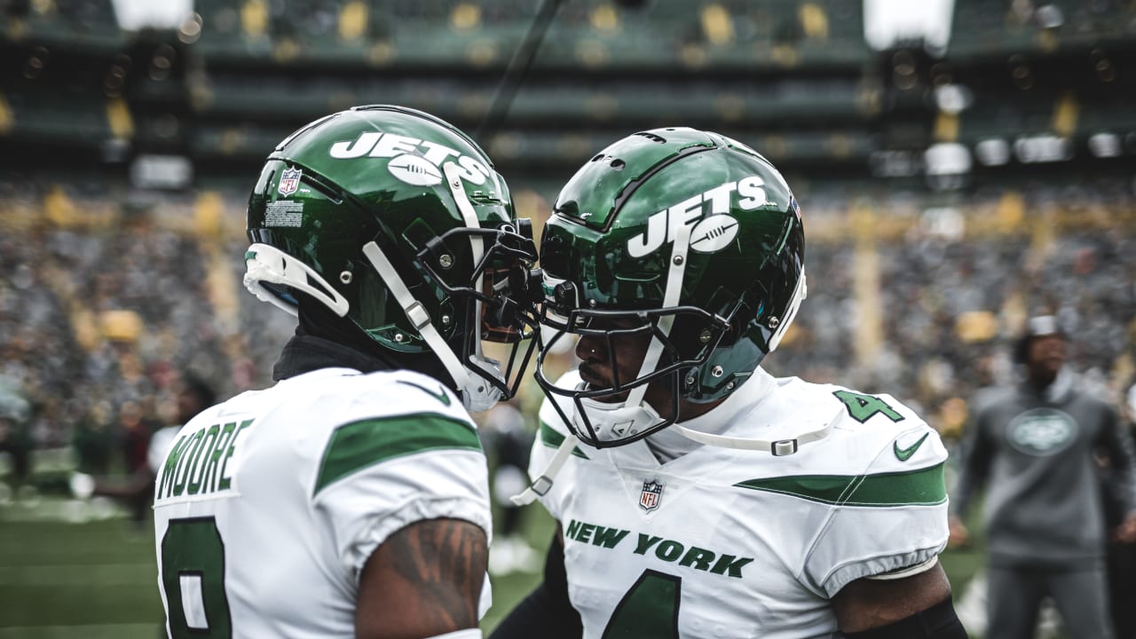 Gameday Gallery | Best Pregame Images Before Jets at Packers