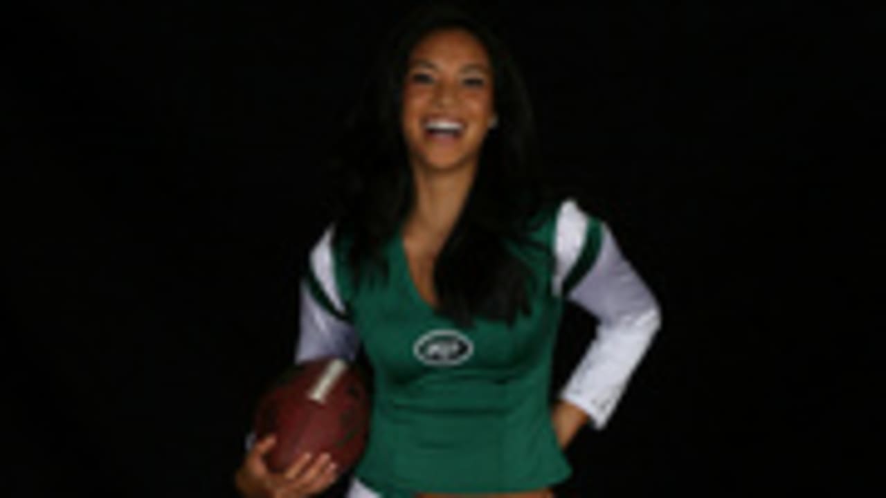 View the Jets Flight Crew Before the Big Debut