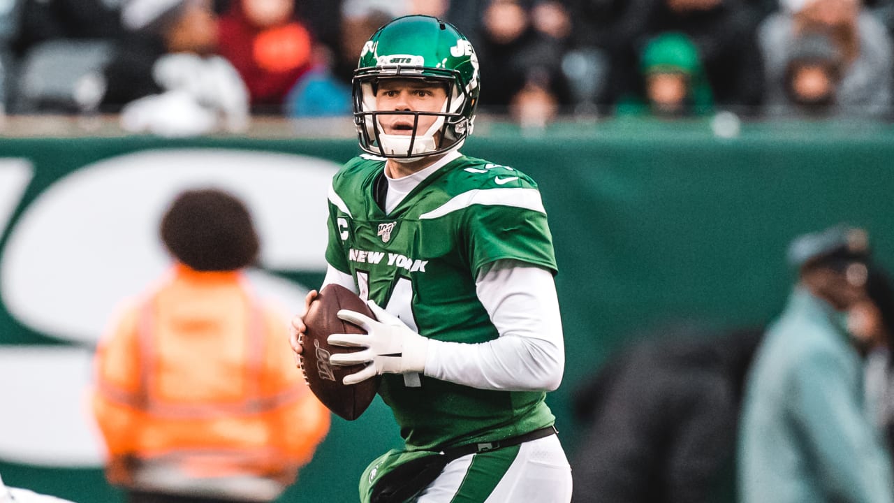 Sam Darnold's Best Plays Against the Raiders