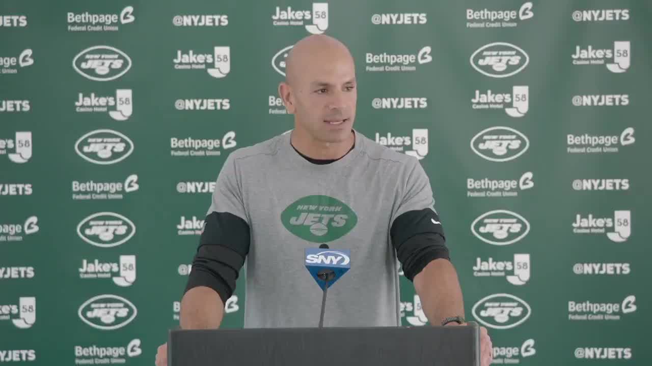 Robert Saleh on C.J. Mosley: He's the Type of Guy Who Commands Respect