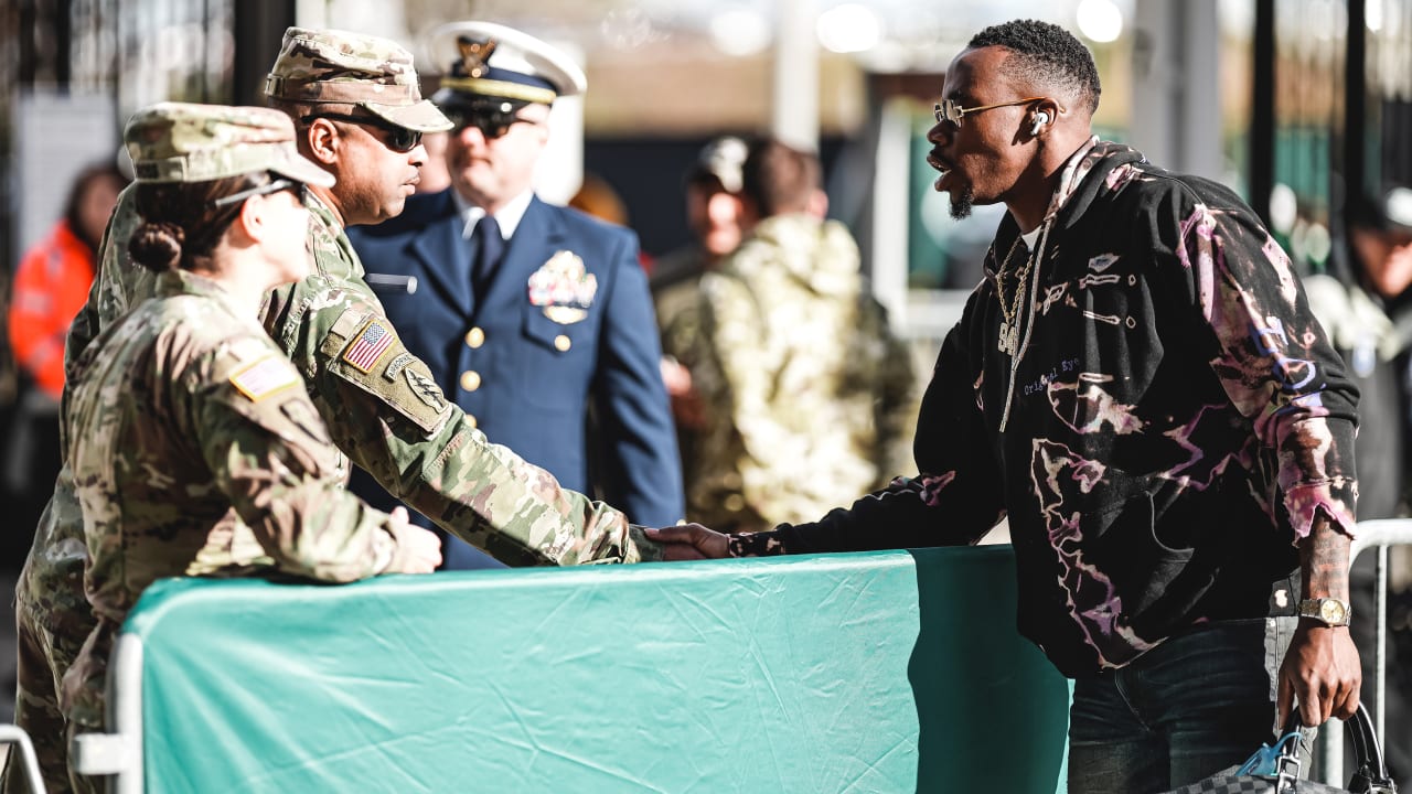 Gameday Gallery | Top Photos of the Jets Arriving at MetLife Stadium ...